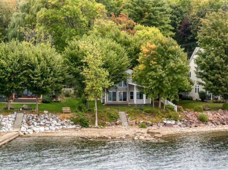 13 Beautiful Lake Champlain Rentals in Vermont