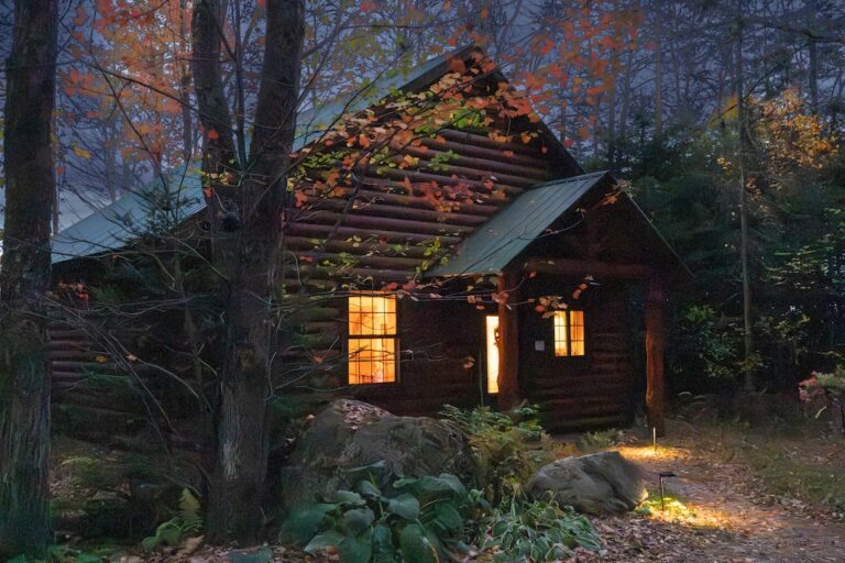 A Peaceful Retreat at Robert Frost Mountain Cabins in Ripton, Vermont
